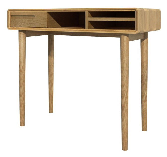Office Desks – A World of Furniture