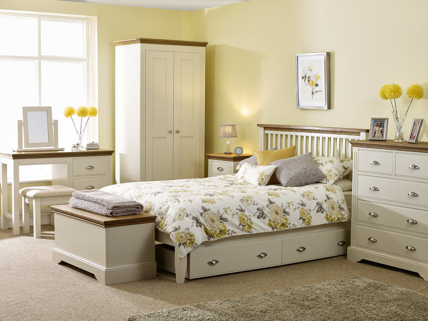 Lulworth Triple 3 Door Full Length Wardrobe – A World of Furniture